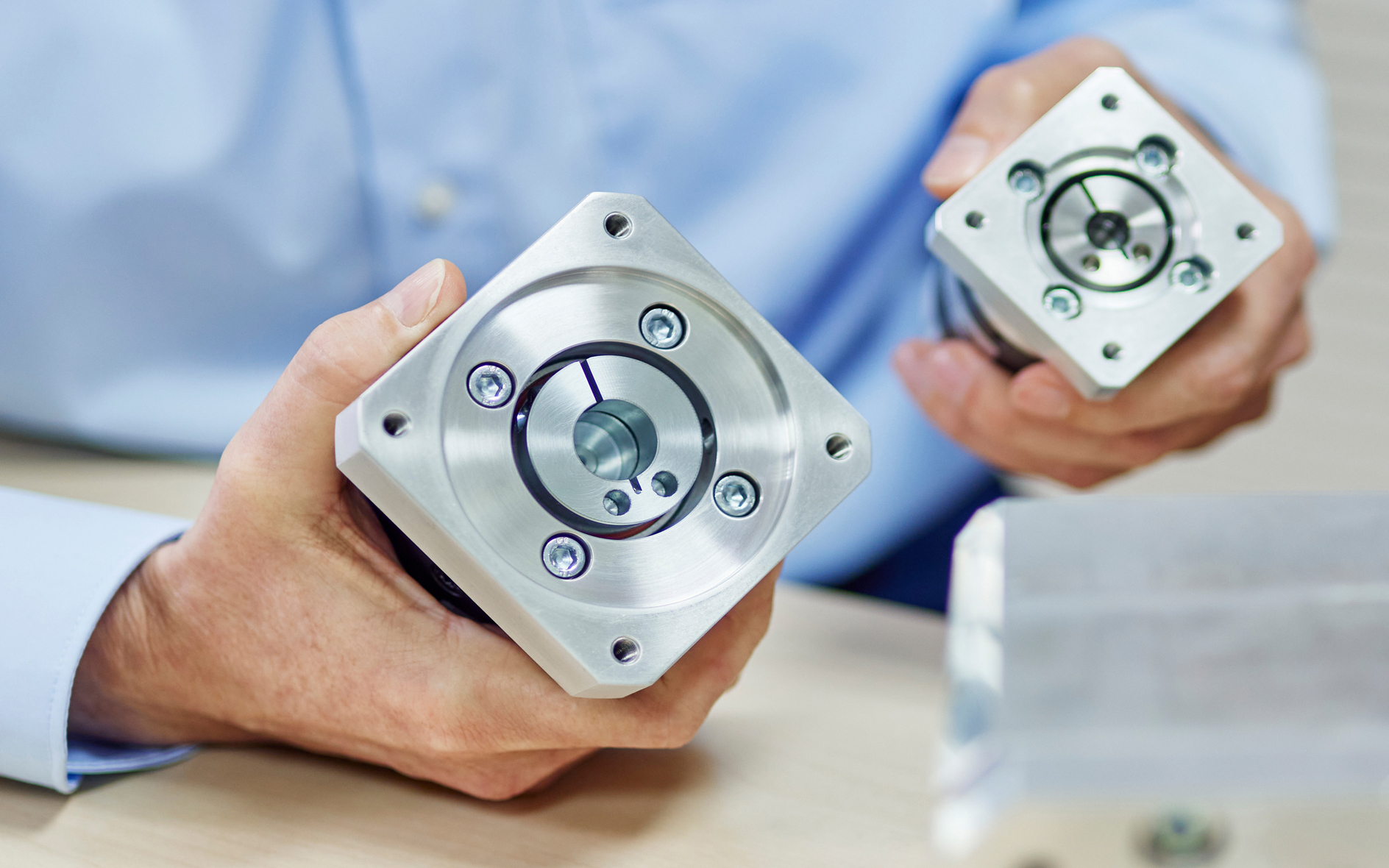 Klassiker PLE in 9000 Varianten - Neugart GmbH